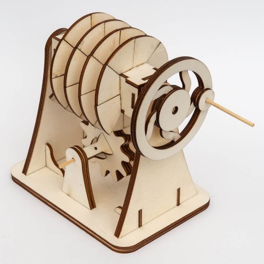 Worm Gear Junk Automata – Rob Ives