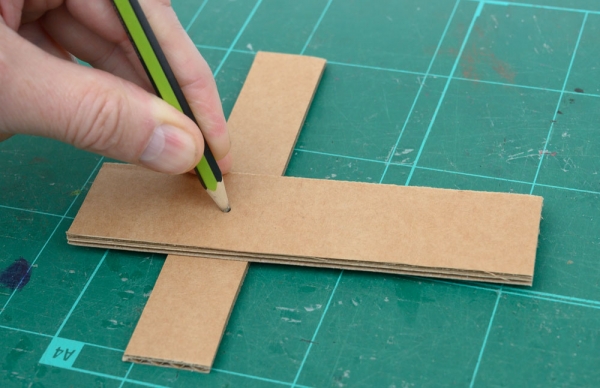 Simple Levers – Rob Ives